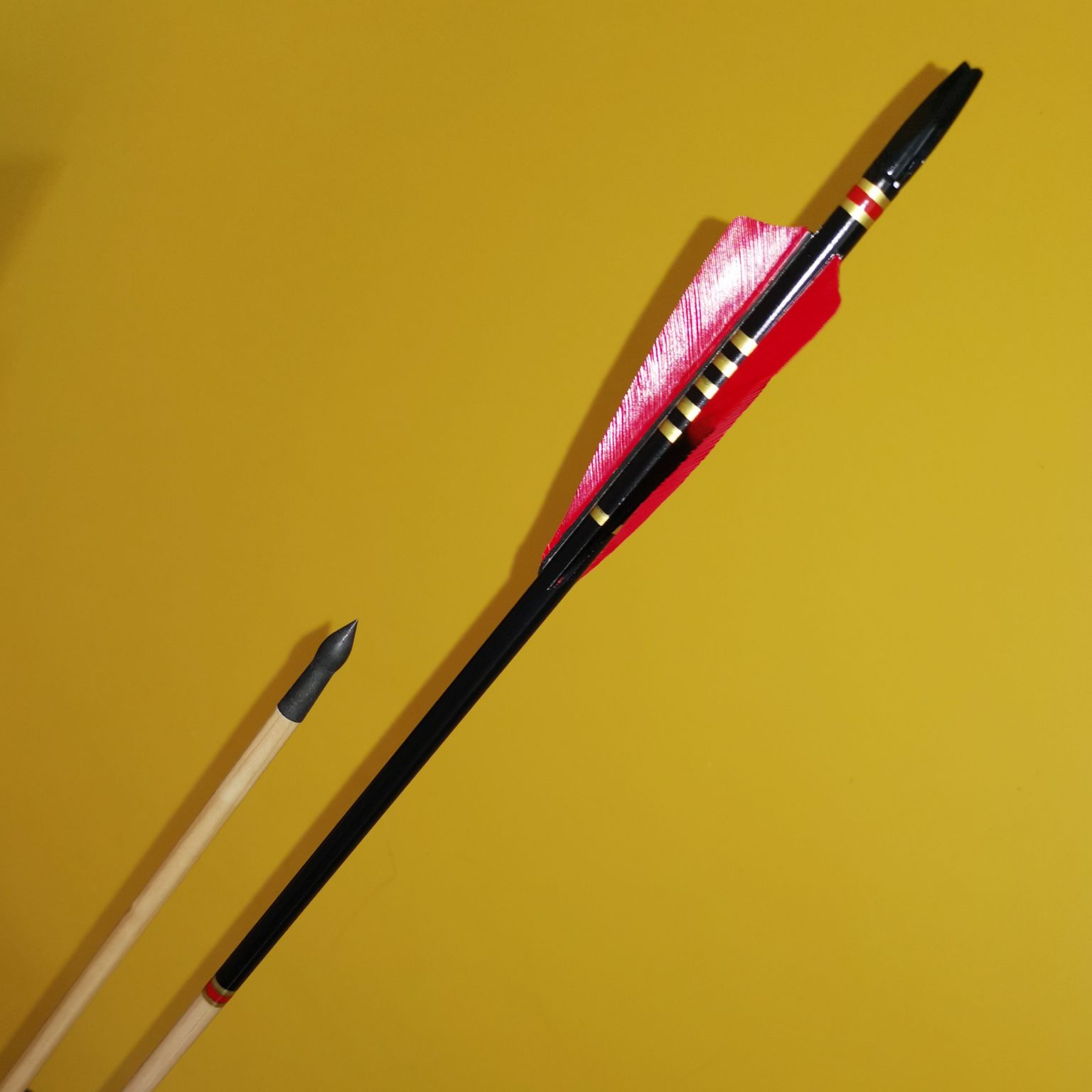 Traditional Crowned Crested Wooden Arrows %custom wooden arrows uk